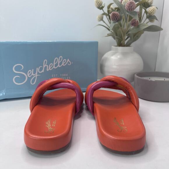 Seychelles | Shoes | Seychelles Low Key Glow Up Leather Puff Slide ...